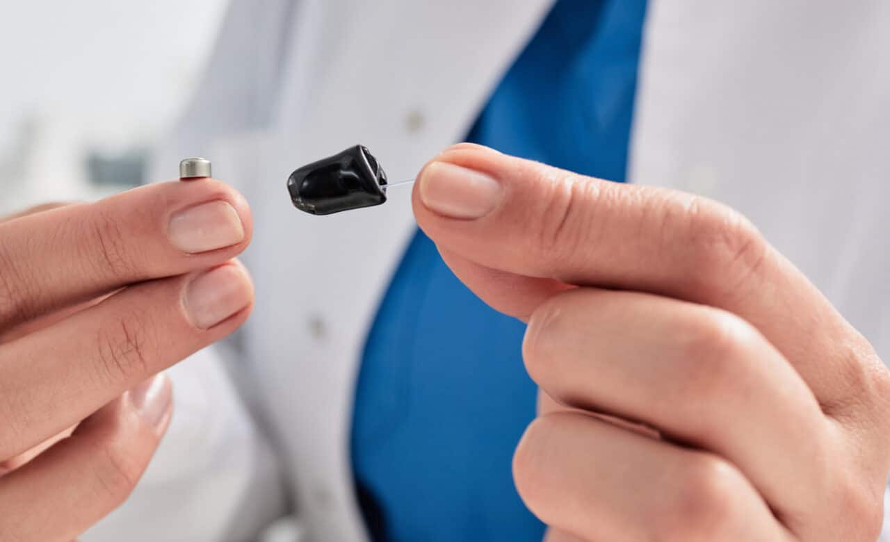 A Beginner's Guide: Essential Dos and Don’ts for New Hearing Aid Users ...